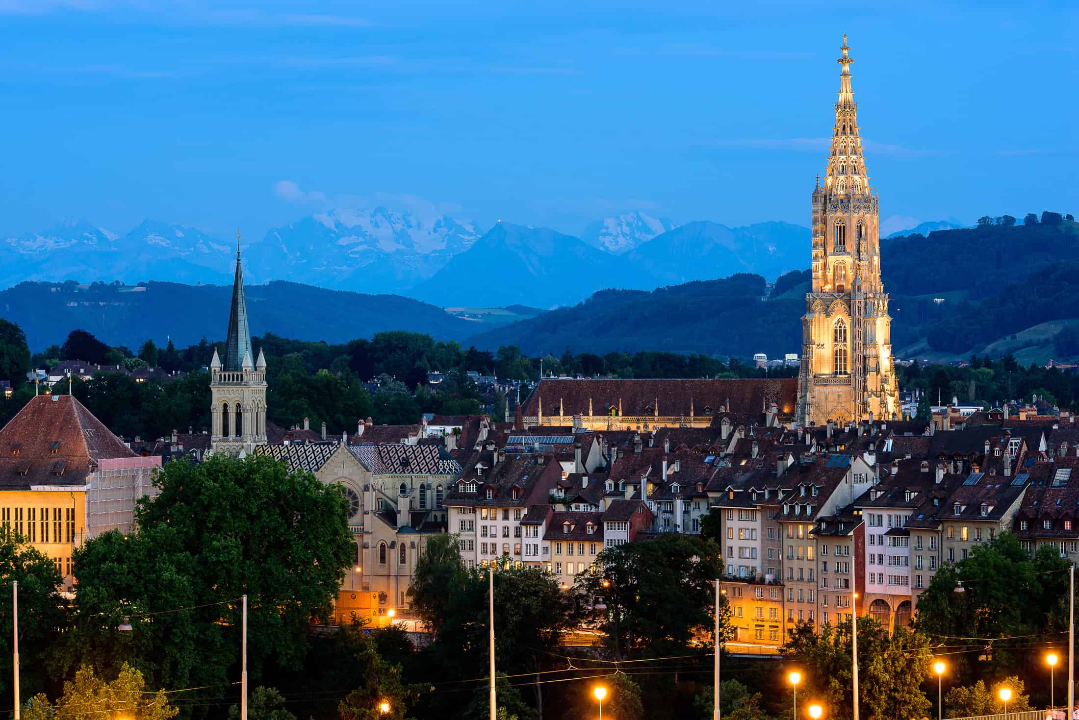 Bern Münster in der blauen Stunde | Monika Salzmann – Travel Photography